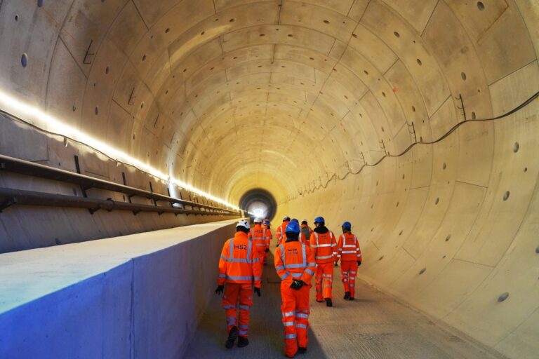 HS2 Finishes Construction On Longest Tunnel - Northants 1